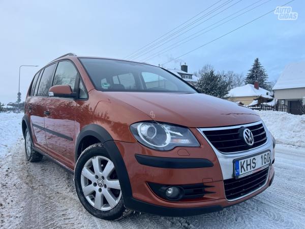 Volkswagen cross-touran 2007 Kauņa, ar dzinēja tilpumu 2.00 L un nobraukumu 329 tūkst. km par 5500 €, foto 6 vietnē AUTOMOTO.COM.LV