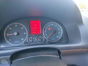 Volkswagen cross-touran 2007 in Utena, with an engine capacity of 2.00 L and mileage of 265 thousand km for 4150 €, photo 23 on AUTOMOTO.COM.LV
