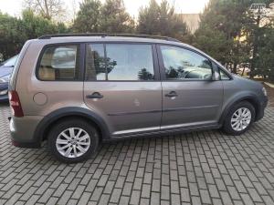 Volkswagen cross-touran 2008 Mažeikiai, ar dzinēja tilpumu 1.90 L un nobraukumu 289 tūkst. km par 3950 €, foto 4 vietnē AUTOMOTO.COM.LV