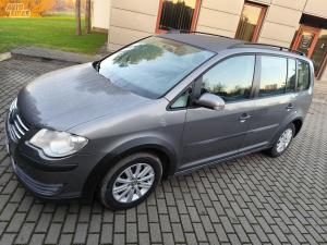 Volkswagen cross-touran 2008 Mažeikiai, ar dzinēja tilpumu 1.90 L un nobraukumu 289 tūkst. km par 3950 €, foto 7 vietnē AUTOMOTO.COM.LV