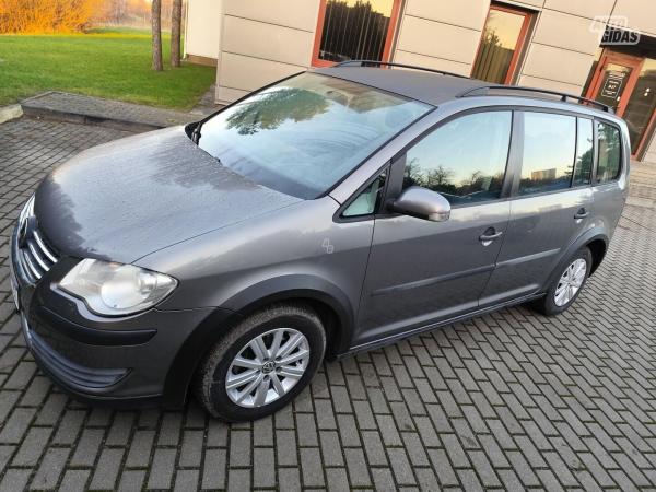 Volkswagen cross-touran 2008 Mažeikiai, ar dzinēja tilpumu 1.90 L un nobraukumu 289 tūkst. km par 3900 €, foto 6 vietnē AUTOMOTO.COM.LV