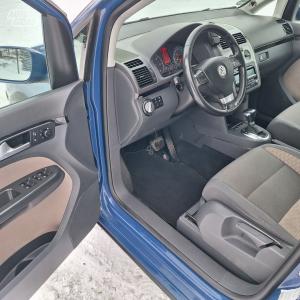 Volkswagen cross-touran 2009 Marijampole, ar dzinēja tilpumu 2.00 L un nobraukumu 237 tūkst. km par 4450 €, foto 11 vietnē AUTOMOTO.COM.LV