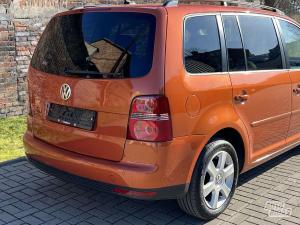 Volkswagen cross-touran 2009 in Kedainiai, with an engine capacity of 2.00 L and mileage of 265 thousand km for 3999 €, photo 14 on AUTOMOTO.COM.LV
