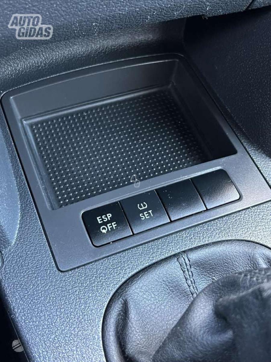 Volkswagen cross-touran 2009 in Kedainiai, with an engine capacity of 2.00 L and mileage of 265 thousand km for 3999 €, photo 31 on AUTOMOTO.COM.LV