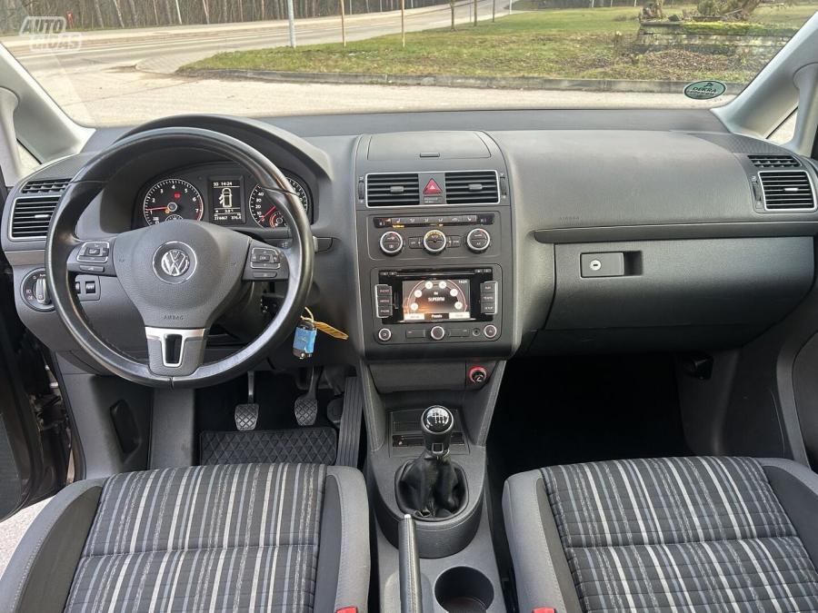 Volkswagen cross-touran 2013 in Druskininkai, with an engine capacity of 1.40 L and mileage of 270 thousand km for 4600 €, photo 6 on AUTOMOTO.COM.LV