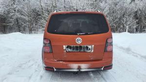 Orange Volkswagen cross-touran 2007 in Jonava, with an engine capacity of 2.00 L and mileage of 167 thousand km for 3399 €, photo 6 on AUTOMOTO.COM.LV