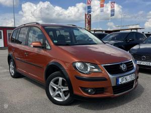 Oranžs Volkswagen cross-touran 2007 Viļņa, ar dzinēja tilpumu 1.97 L un nobraukumu 328 tūkst. km par 2990 €, foto 7 vietnē AUTOMOTO.COM.LV