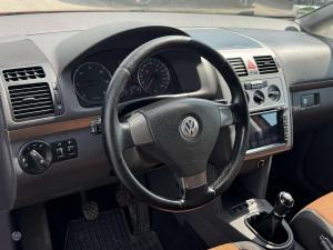 Oranžs Volkswagen cross-touran 2007 Viļņa, ar dzinēja tilpumu 1.97 L un nobraukumu 328 tūkst. km par 2990 €, foto 15 vietnē AUTOMOTO.COM.LV