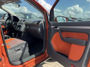 Oranžs Volkswagen cross-touran 2007 Viļņa, ar dzinēja tilpumu 1.97 L un nobraukumu 328 tūkst. km par 2990 €, foto 18 vietnē AUTOMOTO.COM.LV