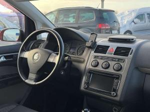 Sarkans Volkswagen cross-touran 2009 Kretinga, ar dzinēja tilpumu 1.40 L un nobraukumu 204 tūkst. km par 4250 €, foto 9 vietnē AUTOMOTO.COM.LV
