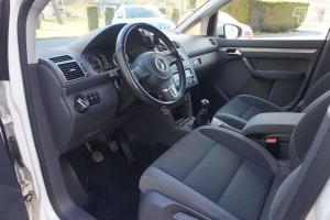 White Volkswagen cross-touran 2012 in Kedainiai, with an engine capacity of 2.00 L and mileage of 248 thousand km for 5450 €, photo 12 on AUTOMOTO.COM.LV