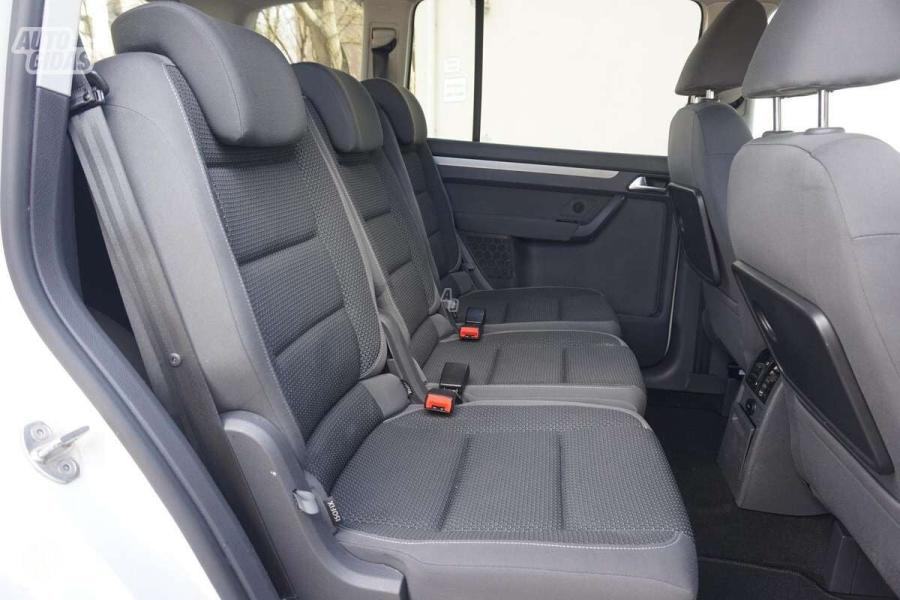 White Volkswagen cross-touran 2012 in Kedainiai, with an engine capacity of 2.00 L and mileage of 248 thousand km for 5450 €, photo 18 on AUTOMOTO.COM.LV