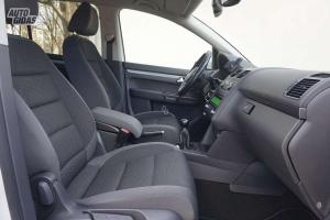 White Volkswagen cross-touran 2012 in Kedainiai, with an engine capacity of 2.00 L and mileage of 248 thousand km for 5450 €, photo 20 on AUTOMOTO.COM.LV
