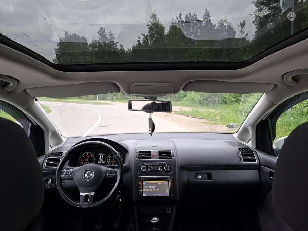 Balts Volkswagen cross-touran 2013 Ukmergė, ar dzinēja tilpumu 1.60 L un nobraukumu 211 tūkst. km par 5450 €, foto 4 vietnē AUTOMOTO.COM.LV