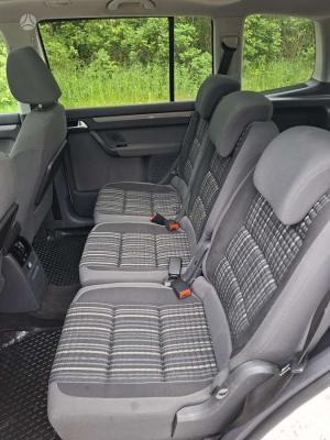 Balts Volkswagen cross-touran 2013 Ukmergė, ar dzinēja tilpumu 1.60 L un nobraukumu 211 tūkst. km par 5450 €, foto 6 vietnē AUTOMOTO.COM.LV