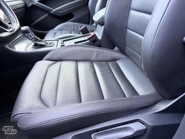 Melns Volkswagen e-Golf 2019 Viļņa, ar dzinēja tilpumu 0.00 L un nobraukumu 134 tūkst. km par 13500 €, foto 4 vietnē AUTOMOTO.COM.LV