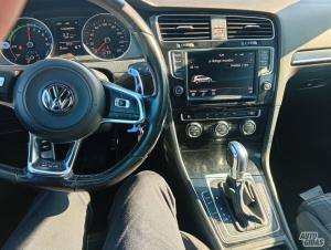 Grey Volkswagen e-Golf 2015 in Marijampole, with an engine capacity of 1.40 L and mileage of 251 thousand km for 9000 €, photo 3 on AUTOMOTO.COM.LV