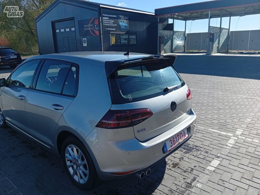 Grey Volkswagen e-Golf 2015 in Marijampole, with an engine capacity of 1.40 L and mileage of 251 thousand km for 9000 €, photo 8 on AUTOMOTO.COM.LV