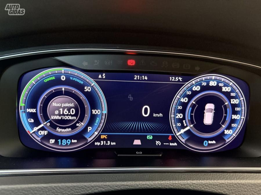 Pelēks Volkswagen e-Golf 2018 Viļņa, ar dzinēja tilpumu 0.00 L un nobraukumu 90 tūkst. km par 10999 €, foto 17 vietnē AUTOMOTO.COM.LV
