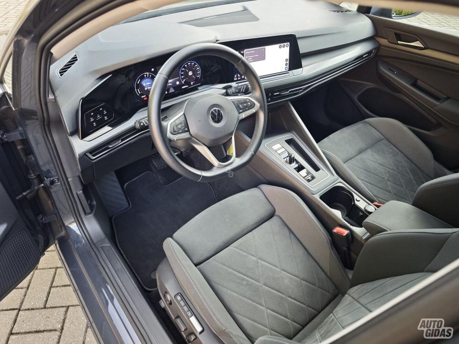 Серый Фольксваген e-Golf 2021 в Вильнюс, объемом двигателя 1.40 л и пробегом 89 тыс. км за 18200 €, фото 22 на AUTOMOTO.COM.LV