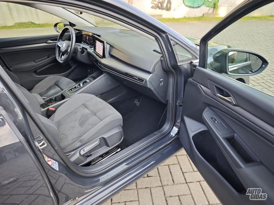 Серый Фольксваген e-Golf 2021 в Вильнюс, объемом двигателя 1.40 л и пробегом 89 тыс. км за 18200 €, фото 29 на AUTOMOTO.COM.LV