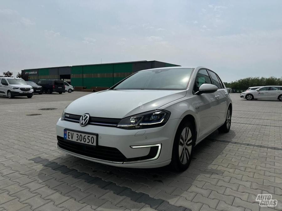 Volkswagen e-Golf 2018 Klaipėda, ar dzinēja tilpumu 0.00 L un nobraukumu 102 tūkst. km par 10950 €, foto 4 vietnē AUTOMOTO.COM.LV