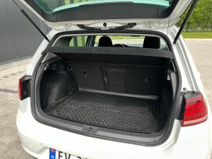 Volkswagen e-Golf 2018 Klaipėda, ar dzinēja tilpumu 0.00 L un nobraukumu 102 tūkst. km par 10950 €, foto 6 vietnē AUTOMOTO.COM.LV