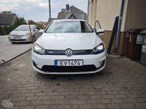 White Volkswagen e-Golf 2015 in Kaunas, with an engine capacity of 0.00 L and mileage of 104 thousand km for 7950 €, photo 22 on AUTOMOTO.COM.LV