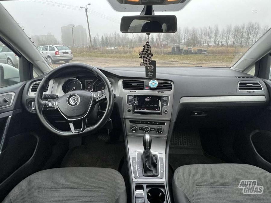 Белый Фольксваген e-Golf 2014 в Кедайняй, объемом двигателя 1.40 л и пробегом 180 тыс. км за 4200 €, фото 14 на AUTOMOTO.COM.LV