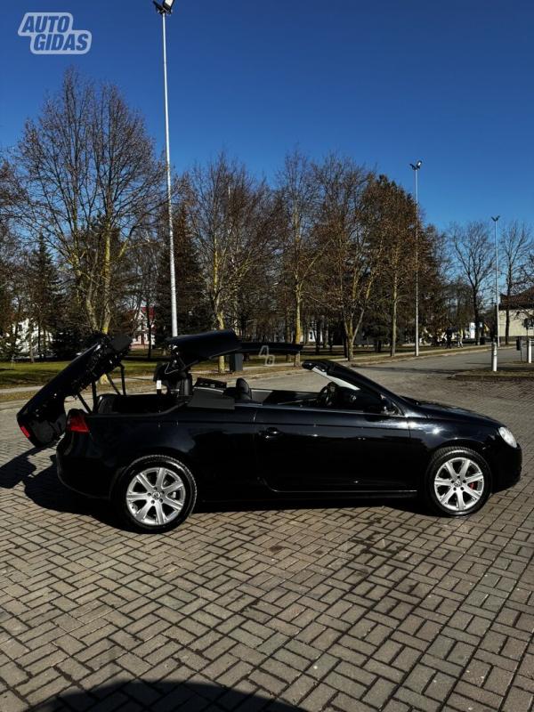 Melns Volkswagen Eos 2006 Marijampole, ar dzinēja tilpumu 2.00 L un nobraukumu 305 tūkst. km par 3900 €, foto 5 vietnē AUTOMOTO.COM.LV