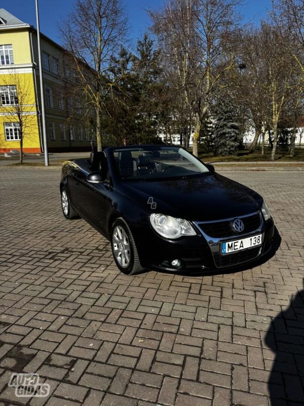Melns Volkswagen Eos 2006 Marijampole, ar dzinēja tilpumu 2.00 L un nobraukumu 305 tūkst. km par 3900 €, foto 6 vietnē AUTOMOTO.COM.LV