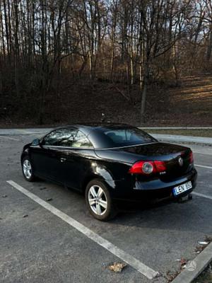 Melns Volkswagen Eos 2006 Kauņa, ar dzinēja tilpumu 1.97 L un nobraukumu 279 tūkst. km par 3100 €, foto 6 vietnē AUTOMOTO.COM.LV