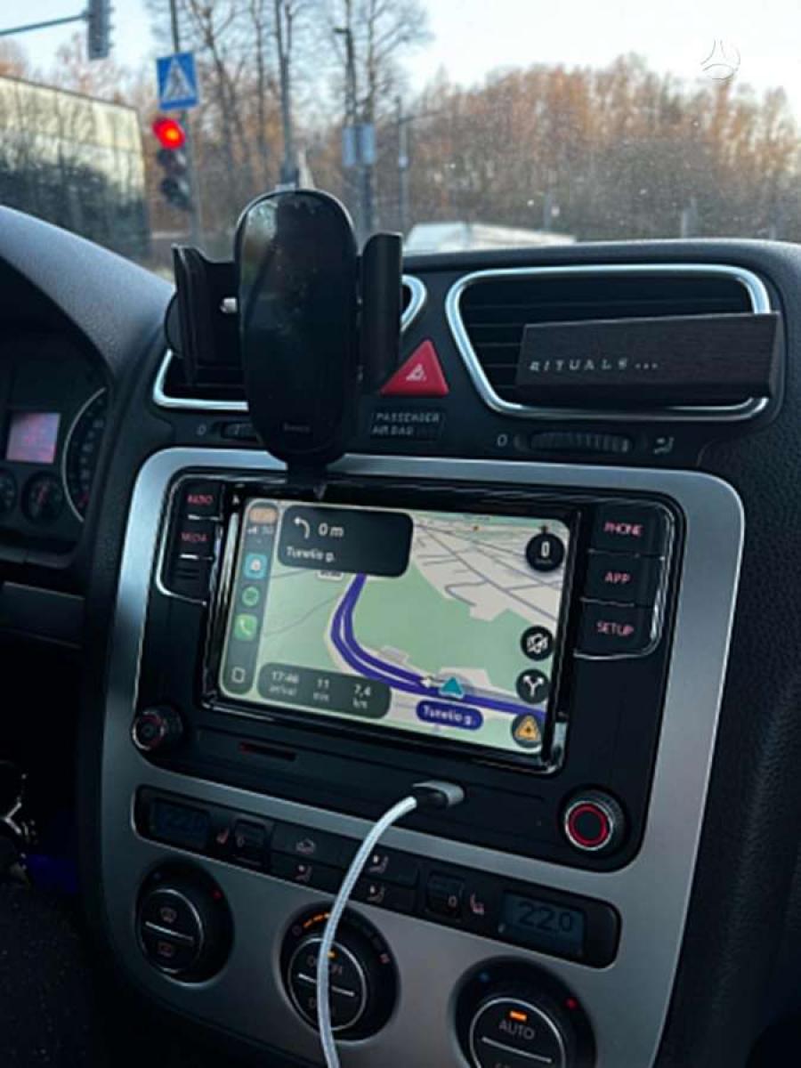 Melns Volkswagen Eos 2006 Kauņa, ar dzinēja tilpumu 1.97 L un nobraukumu 279 tūkst. km par 3100 €, foto 10 vietnē AUTOMOTO.COM.LV