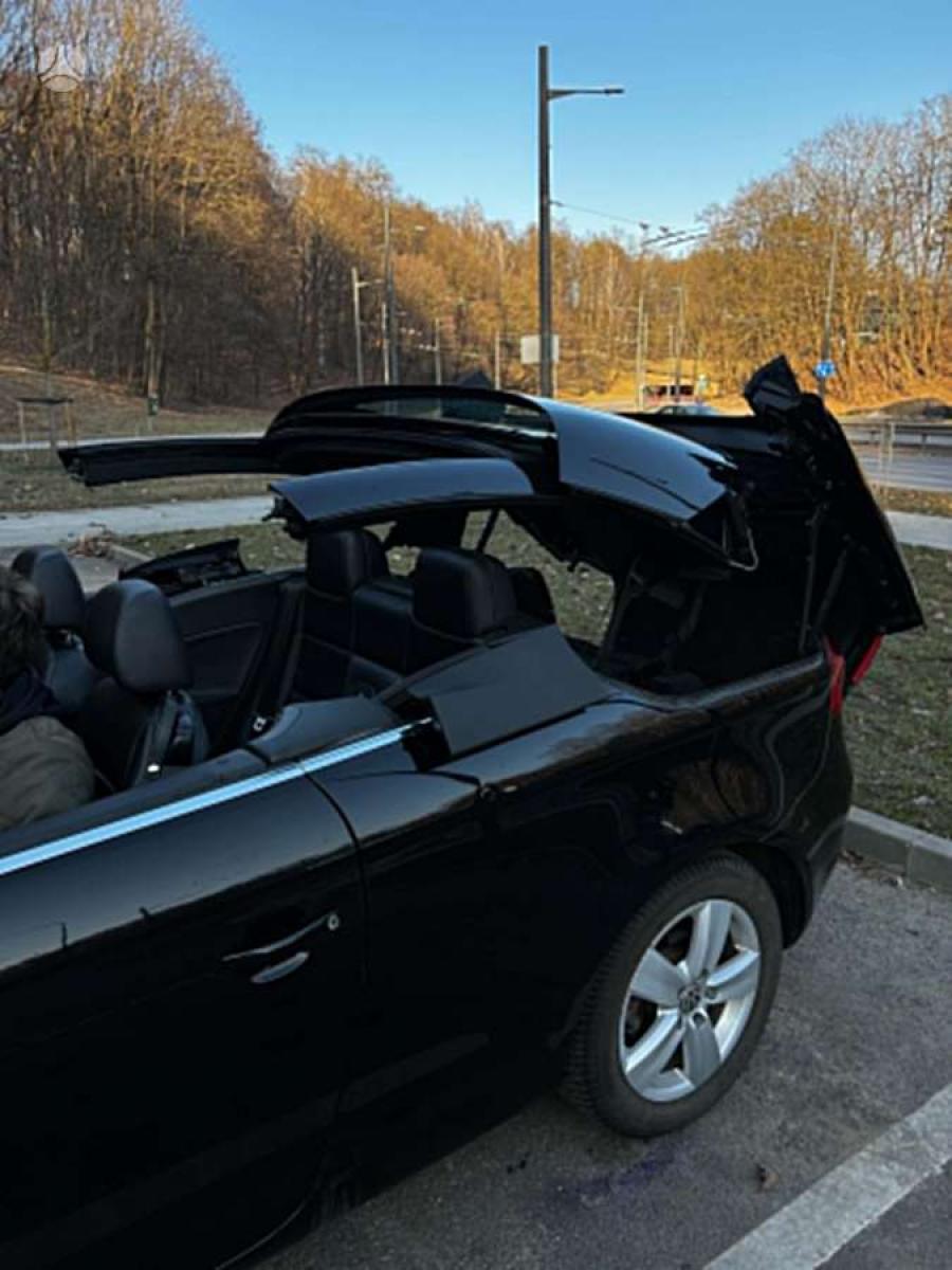 Melns Volkswagen Eos 2006 Kauņa, ar dzinēja tilpumu 1.97 L un nobraukumu 279 tūkst. km par 3100 €, foto 15 vietnē AUTOMOTO.COM.LV