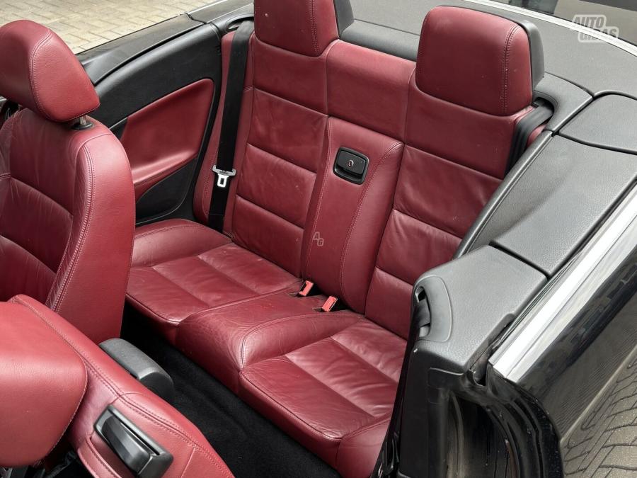 Black Volkswagen Eos 2006 in Kaunas, with an engine capacity of 2.00 L and mileage of 190 thousand km for 1750 €, photo 22 on AUTOMOTO.COM.LV