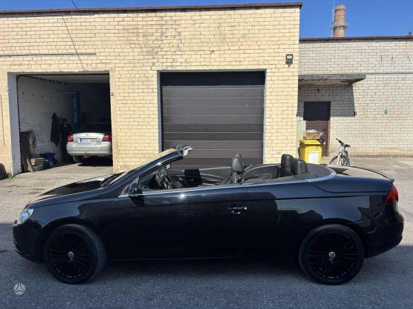 Melns Volkswagen Eos 2007 Gargždai, ar dzinēja tilpumu 1.60 L un nobraukumu 251 tūkst. km par 3500 €, foto 6 vietnē AUTOMOTO.COM.LV
