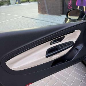Melns Volkswagen Eos 2007 Kaišiadorys, ar dzinēja tilpumu 2.00 L un nobraukumu 313 tūkst. km par 3450 €, foto 16 vietnē AUTOMOTO.COM.LV