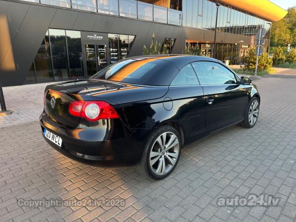 Black Volkswagen Eos 2008 in Tallinn, with an engine capacity of 2.00 L and mileage of 204 thousand km for 6499 €, photo 3 on AUTOMOTO.COM.LV