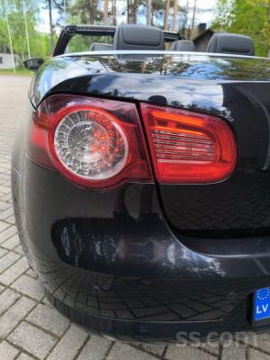 Black Volkswagen Eos 2008 in Valmiera, with an engine capacity of 2.00 L and mileage of 260 thousand km for 5650 €, photo 10 on AUTOMOTO.COM.LV