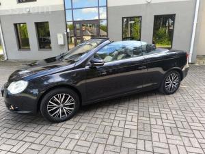 Black Volkswagen Eos 2008 in Valmiera, with an engine capacity of 2.00 L and mileage of 260 thousand km for 5650 €, photo 20 on AUTOMOTO.COM.LV