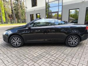 Black Volkswagen Eos 2008 in Valmiera, with an engine capacity of 2.00 L and mileage of 260 thousand km for 5650 €, photo 21 on AUTOMOTO.COM.LV