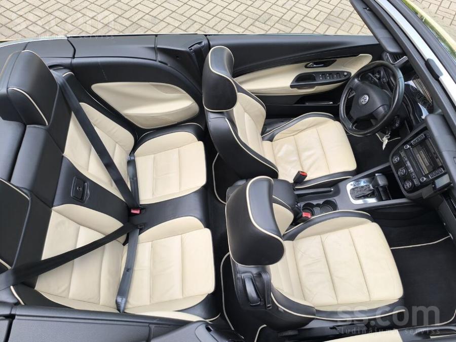 Black Volkswagen Eos 2008 in Valmiera, with an engine capacity of 2.00 L and mileage of 260 thousand km for 5650 €, photo 23 on AUTOMOTO.COM.LV