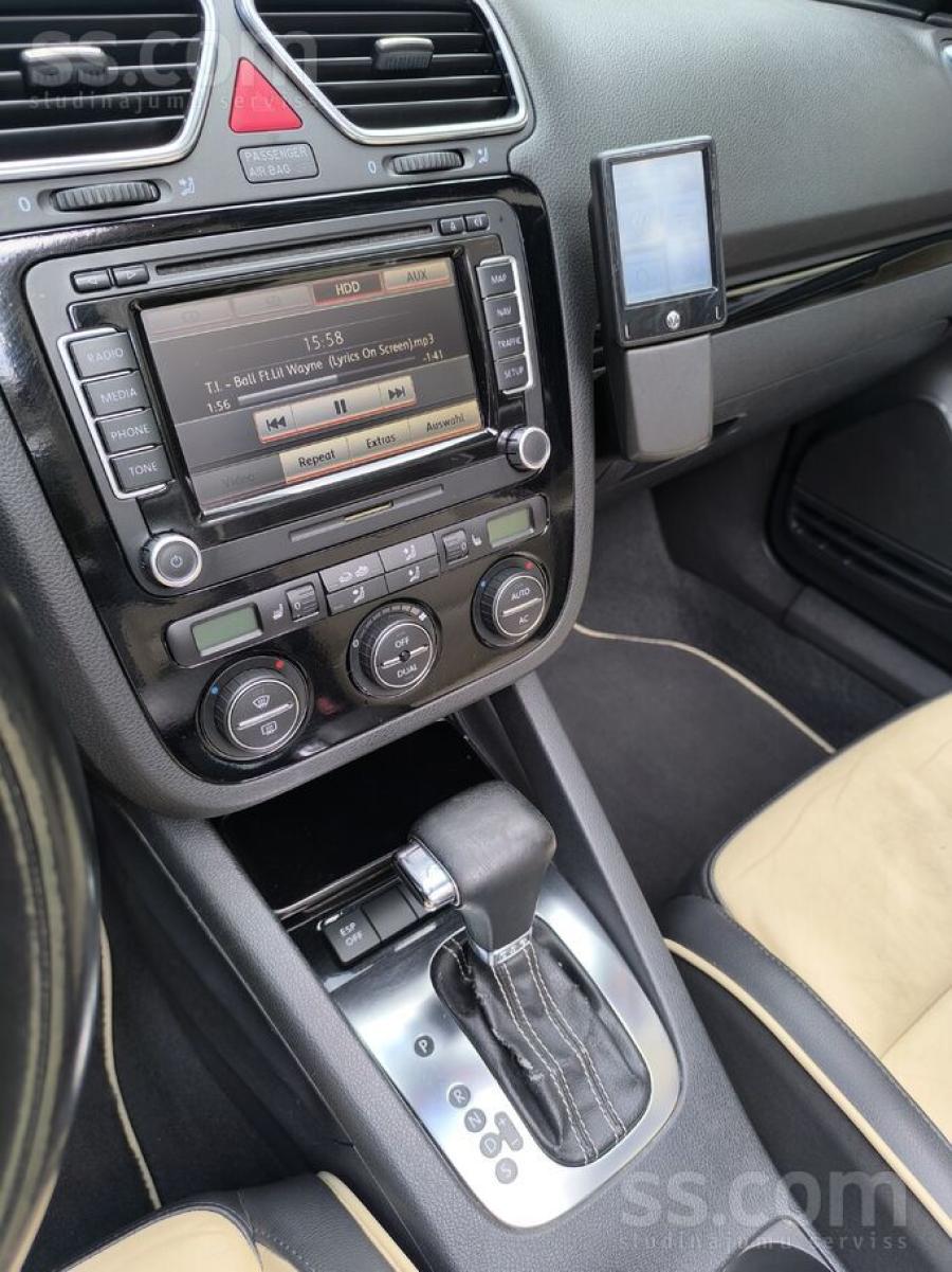 Black Volkswagen Eos 2008 in Valmiera, with an engine capacity of 2.00 L and mileage of 260 thousand km for 5650 €, photo 25 on AUTOMOTO.COM.LV