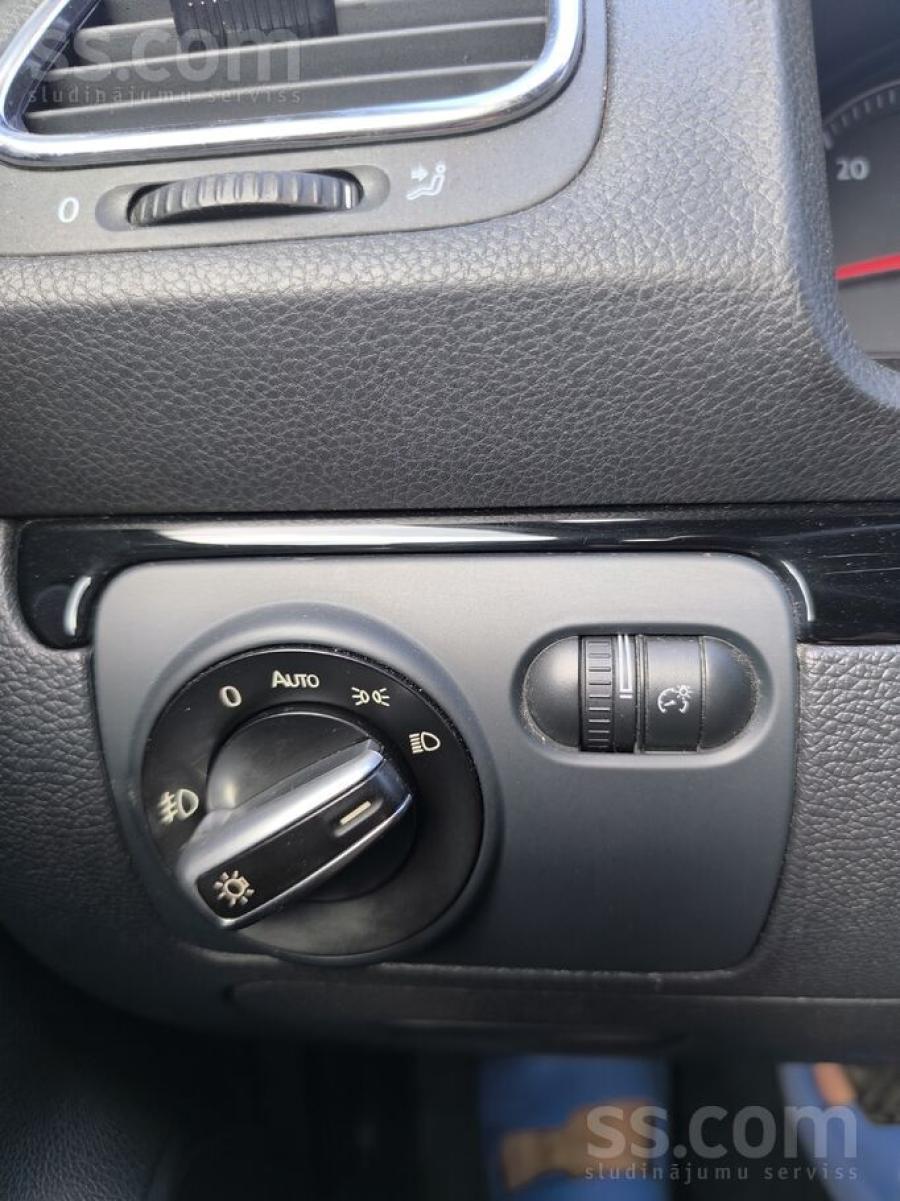 Black Volkswagen Eos 2008 in Valmiera, with an engine capacity of 2.00 L and mileage of 260 thousand km for 5650 €, photo 28 on AUTOMOTO.COM.LV