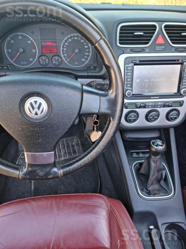 Melns Volkswagen Eos 2008 Rīga, ar dzinēja tilpumu 2.00 L un nobraukumu 236 tūkst. km par 3400 €, foto 8 vietnē AUTOMOTO.COM.LV