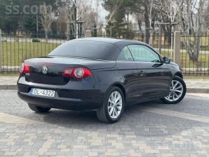 Melns Volkswagen Eos 2008 Rīga, ar dzinēja tilpumu 1.40 L un nobraukumu 256 tūkst. km par 3999 €, foto 7 vietnē AUTOMOTO.COM.LV