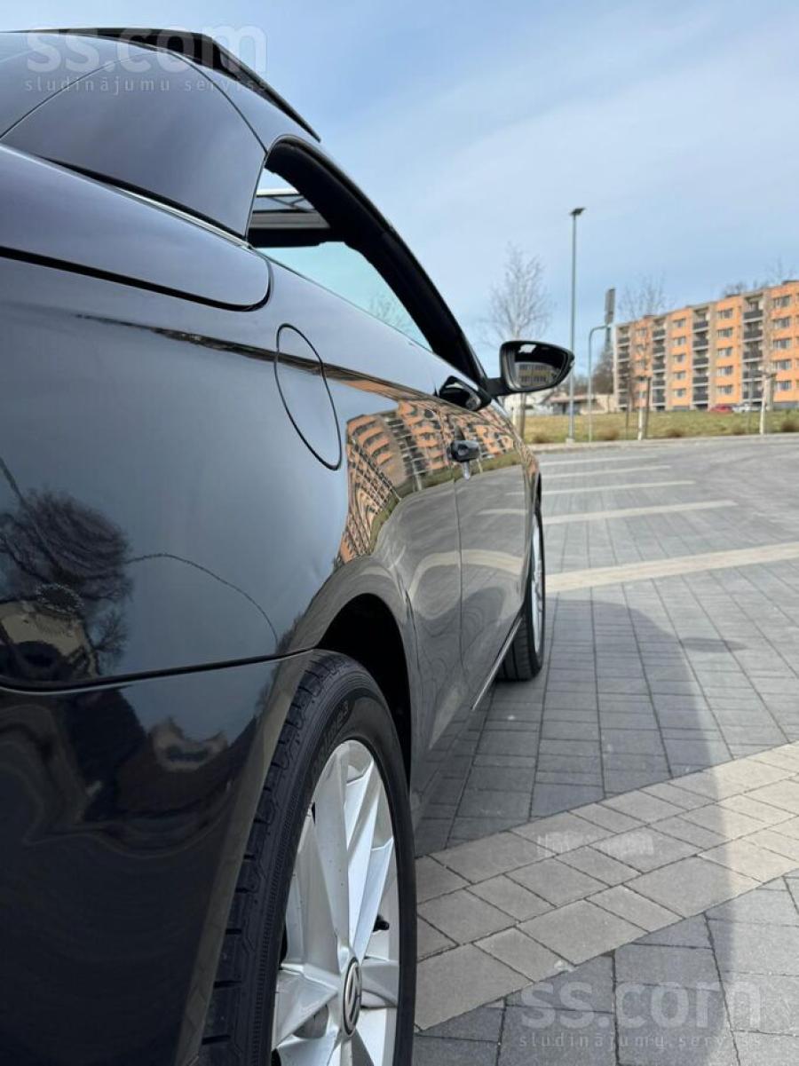 Melns Volkswagen Eos 2008 Rīga, ar dzinēja tilpumu 1.40 L un nobraukumu 256 tūkst. km par 3999 €, foto 22 vietnē AUTOMOTO.COM.LV