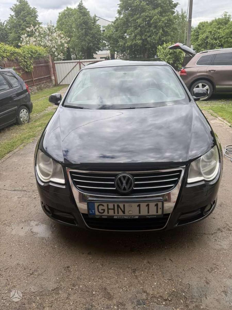 Melns Volkswagen Eos 2008 Šalčininkai, ar dzinēja tilpumu 1.98 L un nobraukumu 196 tūkst. km par 2900 €, foto 19 vietnē AUTOMOTO.COM.LV