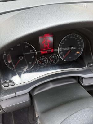 Melns Volkswagen Eos 2008 Šalčininkai, ar dzinēja tilpumu 1.98 L un nobraukumu 196 tūkst. km par 2900 €, foto 20 vietnē AUTOMOTO.COM.LV