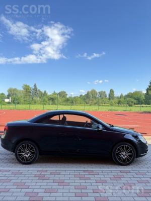 Black Volkswagen Eos 2008 in Riga, with an engine capacity of 1.40 L and mileage of 202 thousand km for 5500 €, photo 4 on AUTOMOTO.COM.LV